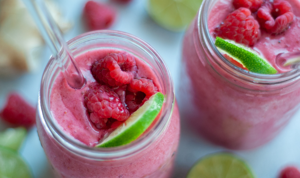 Raspberry Refresh Smoothie - Macrostax