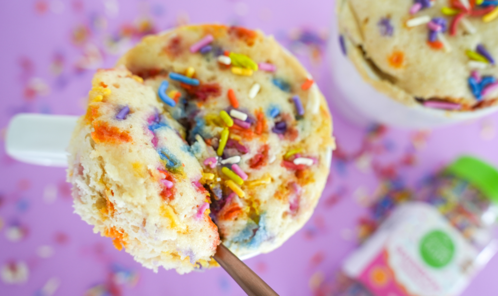 Funfetti Mug Cake - Macrostax